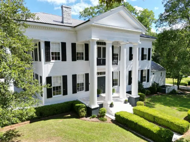 15 Greek Style Homes Interior And Exterior