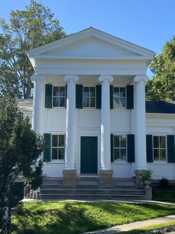 15 Greek Style Homes Interior And Exterior