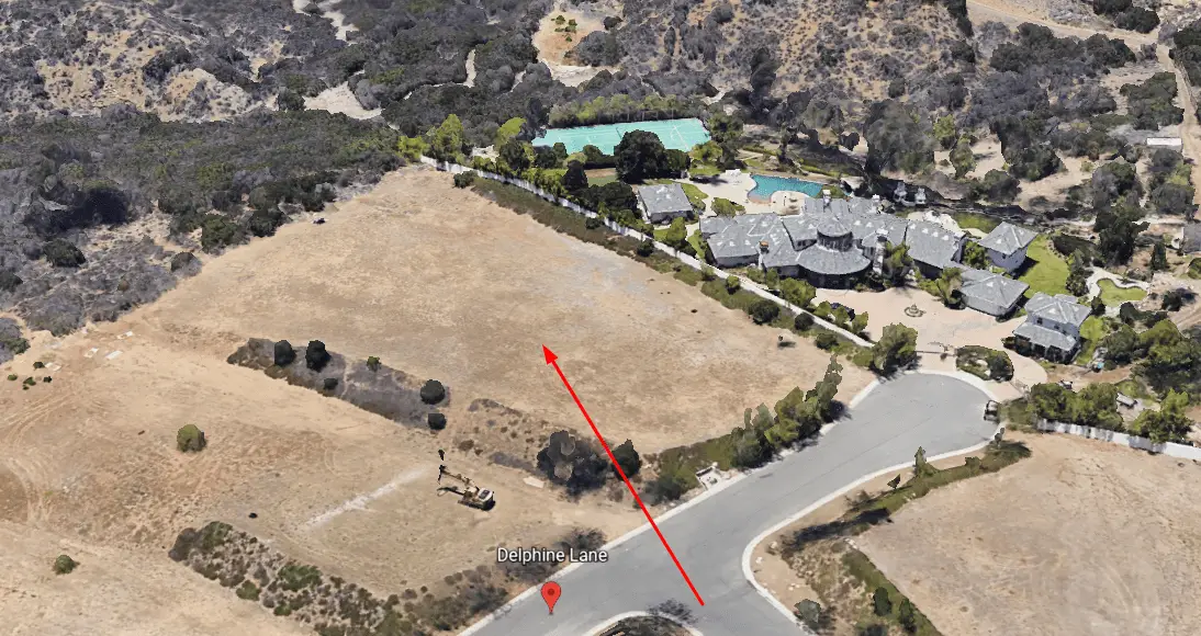 Inside Kevin Hart’s $7 Million House and The House Next Door