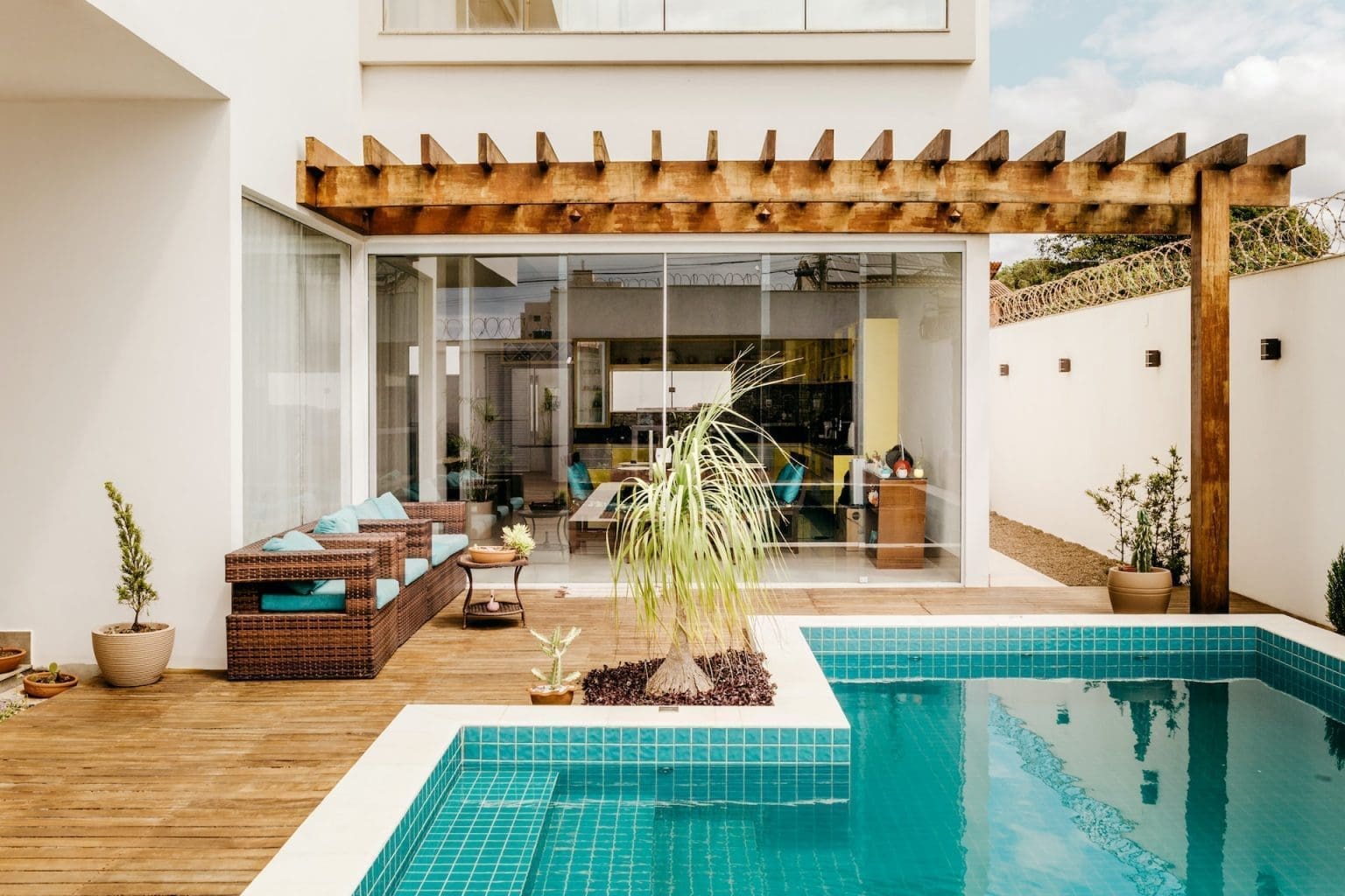 6 Design Tips For Planning The Perfect Patio