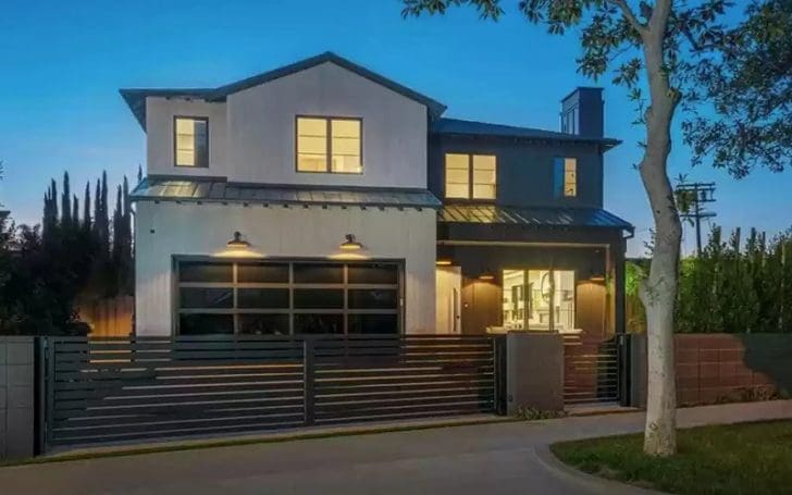 Going Inside Stevin John's (Blippi) House In Los Angeles