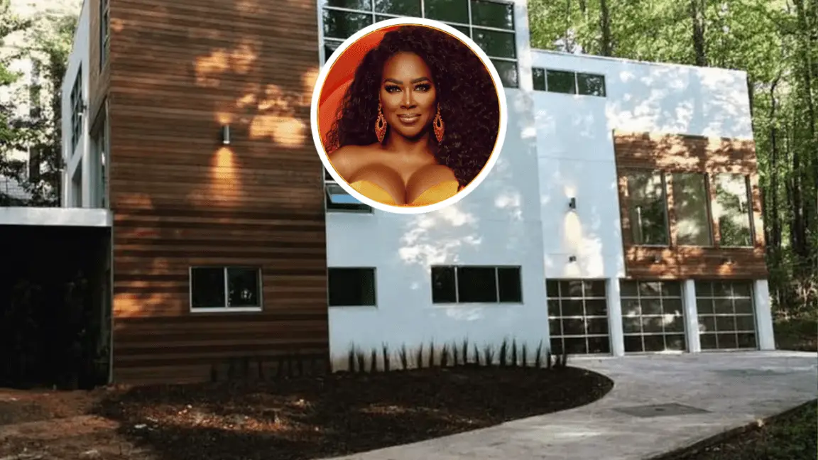 A Tour Of Kenya Moore's Chic House In Atlanta