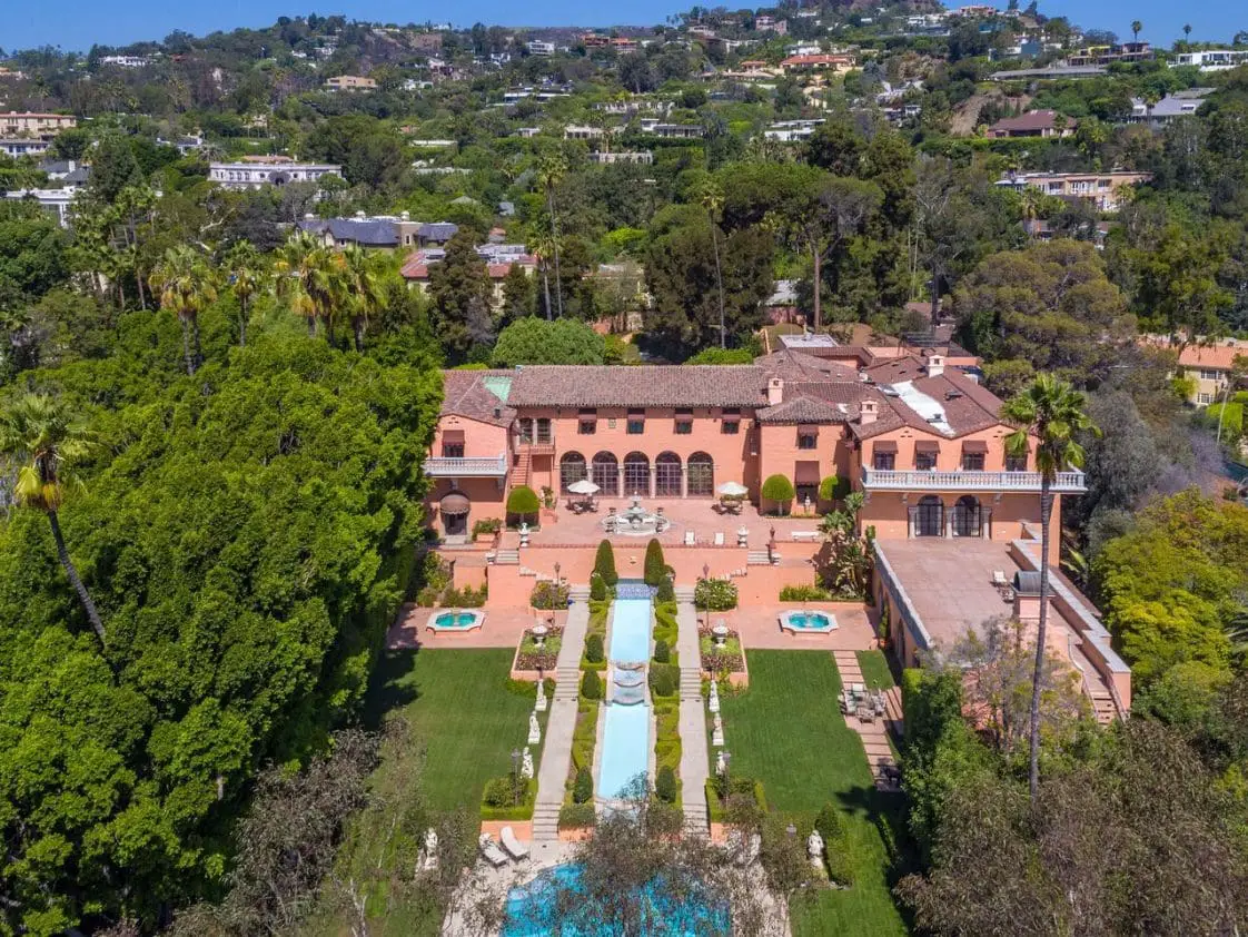 The 11 Biggest Houses in The World