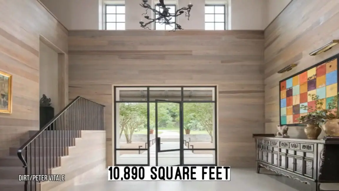 Exploring Joe Rogan's Incredible House in Austin, Texas