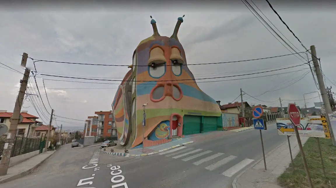 Architecture and Real Estate Blog - Strange Buildings