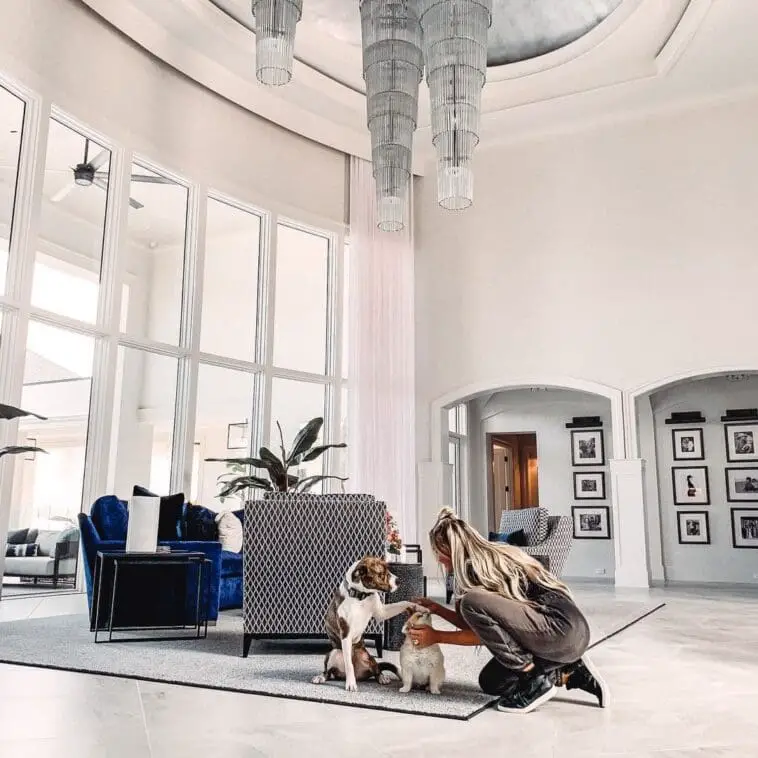 Jason Aldean's Tennessee House: A Peek into the Star's Retreat