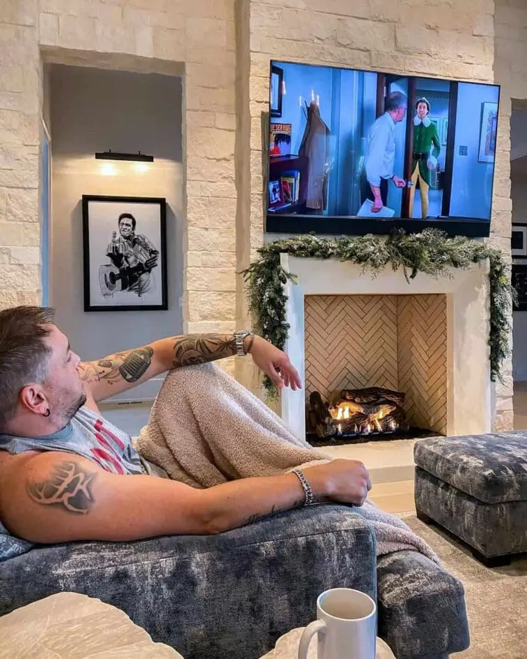 Jason Aldean's Tennessee House: A Peek into the Star's Retreat