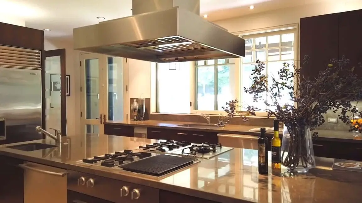 Ethan Klein(H3H3)'s $9 Million House: A Glimpse into His Living