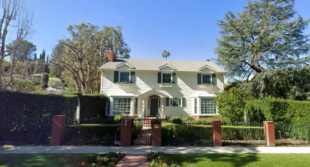 The Home of Bryan Cranston: A Masterpiece in Sherman Oaks