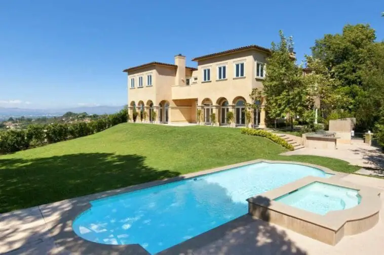 The Elegance Of Nicki Minajs 19 5 Million Hidden Hills House