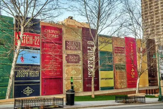 Top 50 World's Strangest Buildings