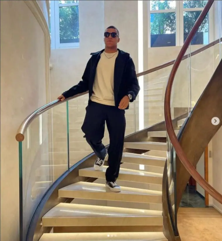 A Tour Of Kylian Mbappe s House In Paris Elegance In The 16 A Tour Of Kylian Mbappe s House In Paris Elegance In The 16