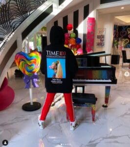 Discovering JoJo Siwa's Home: A $3.4 Million House in Tarzana