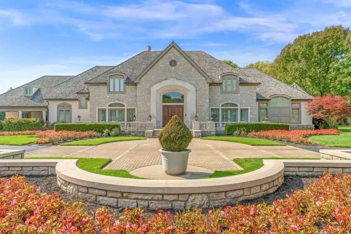 Vivek Ramaswamy’s Ohio House: A Tour of the Billionaire’s House