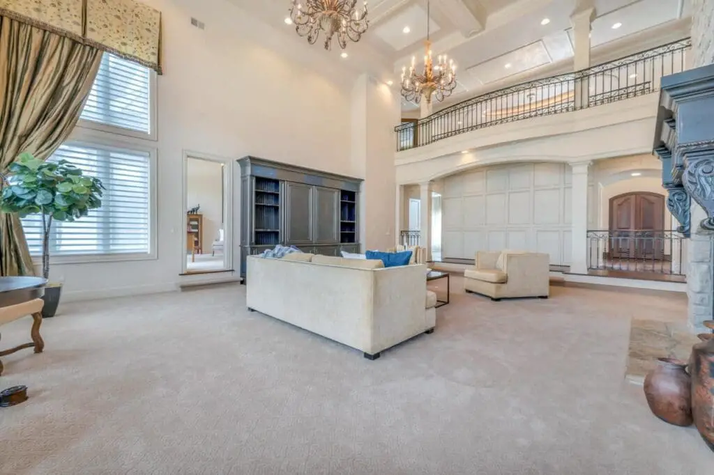 Vivek Ramaswamy’s Ohio House: A Tour of the Billionaire’s House