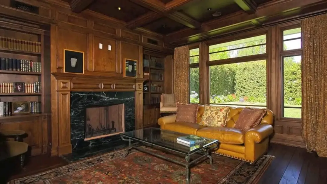 Inside Christian Bale’s Luxurious House in Brentwood Park