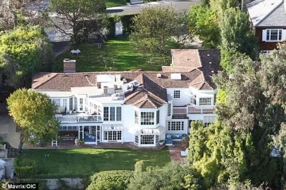 Kate Hudson's Adjacent $5.3 and $5.4 Million Houses in California