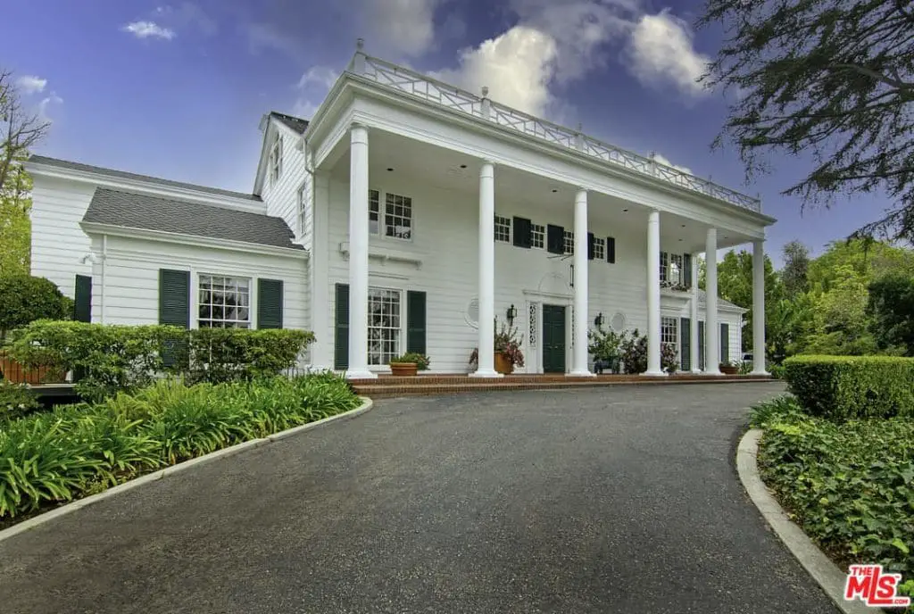 Bob Newhart’s $15.5 Million Bel Air House: A Legend’s Home