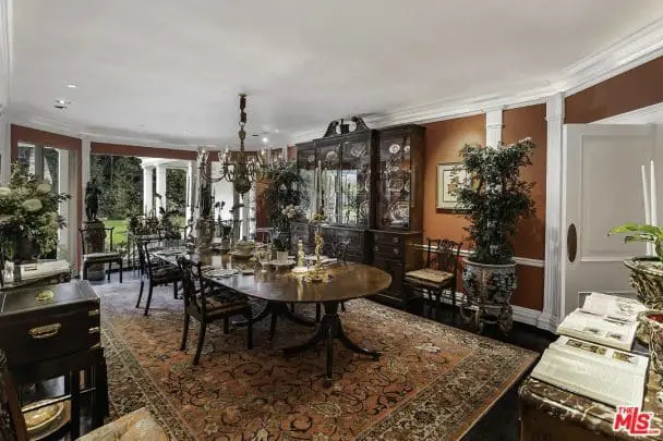 Bob Newhart’s $15.5 Million Bel Air House: A Legend’s Home