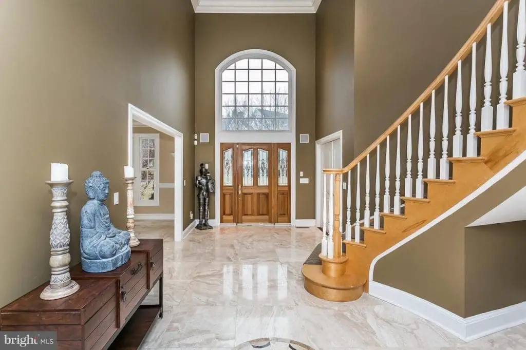 A Peek Inside Lamar Jackson’s $1.3M Estate in Owings Mills