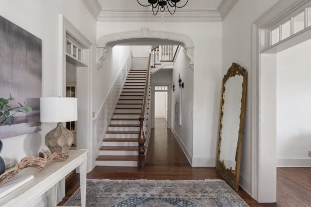 Garth Brooks Sells Brentwood House for $3.34 Million